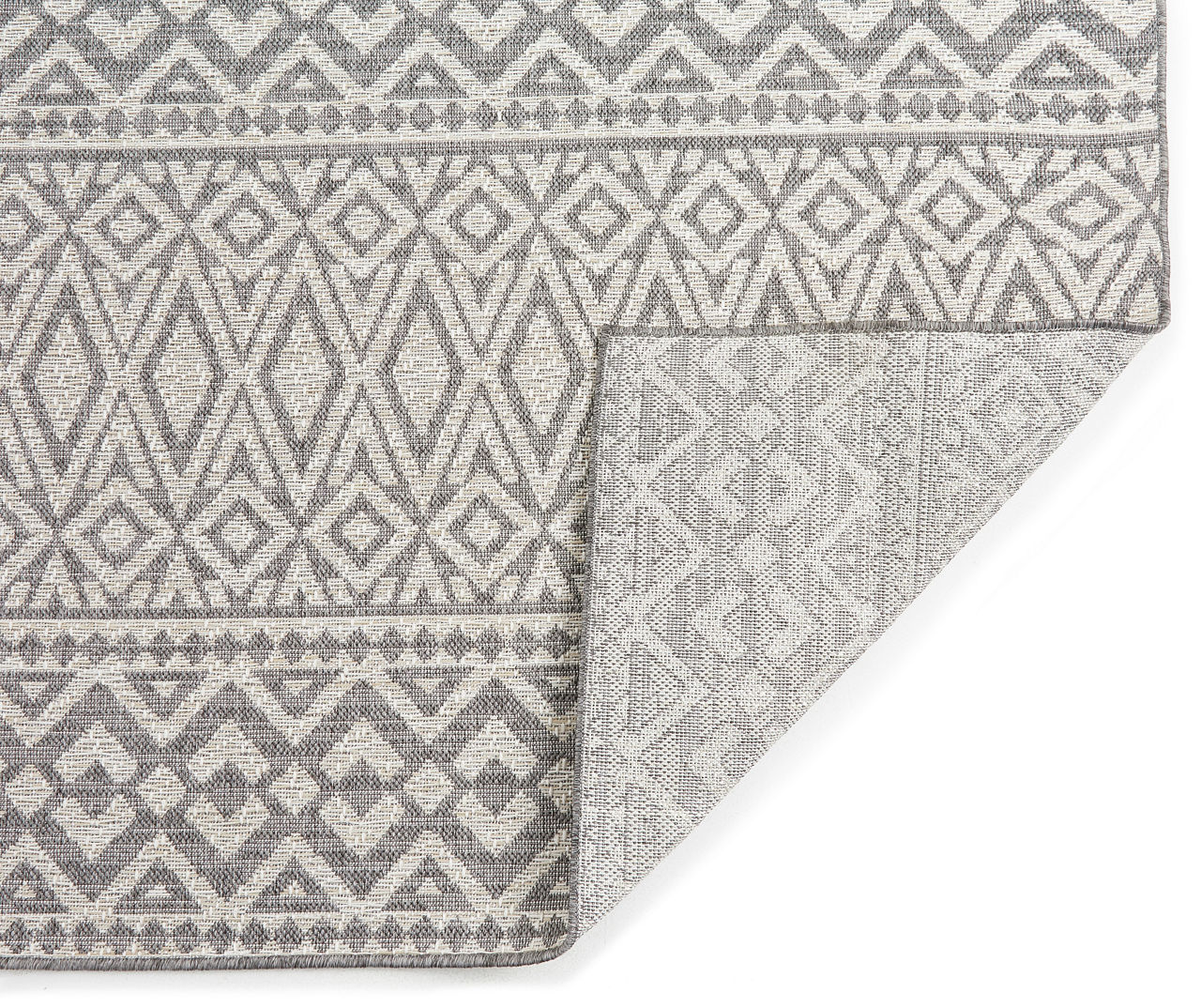 Broyhill Capilano Geometric Patio Rug, (7'10" x 9'10") | Big Lots