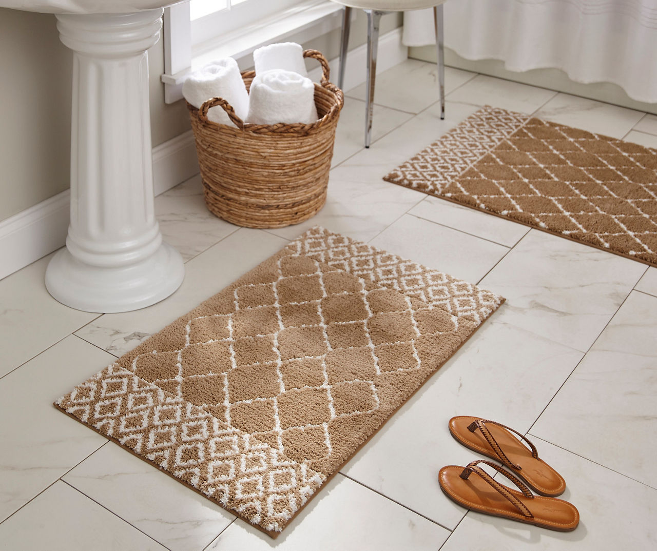 Mohawk Horizon Fountainbleau Tan & White Lattice Bath Rug, (1' 9" x 2 ...