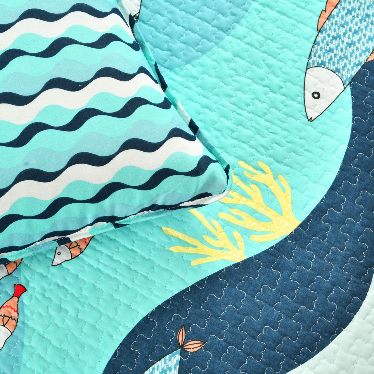 Turquoise & Blue Sea Life Full/Queen 3-Piece Quilt Set | Big Lots