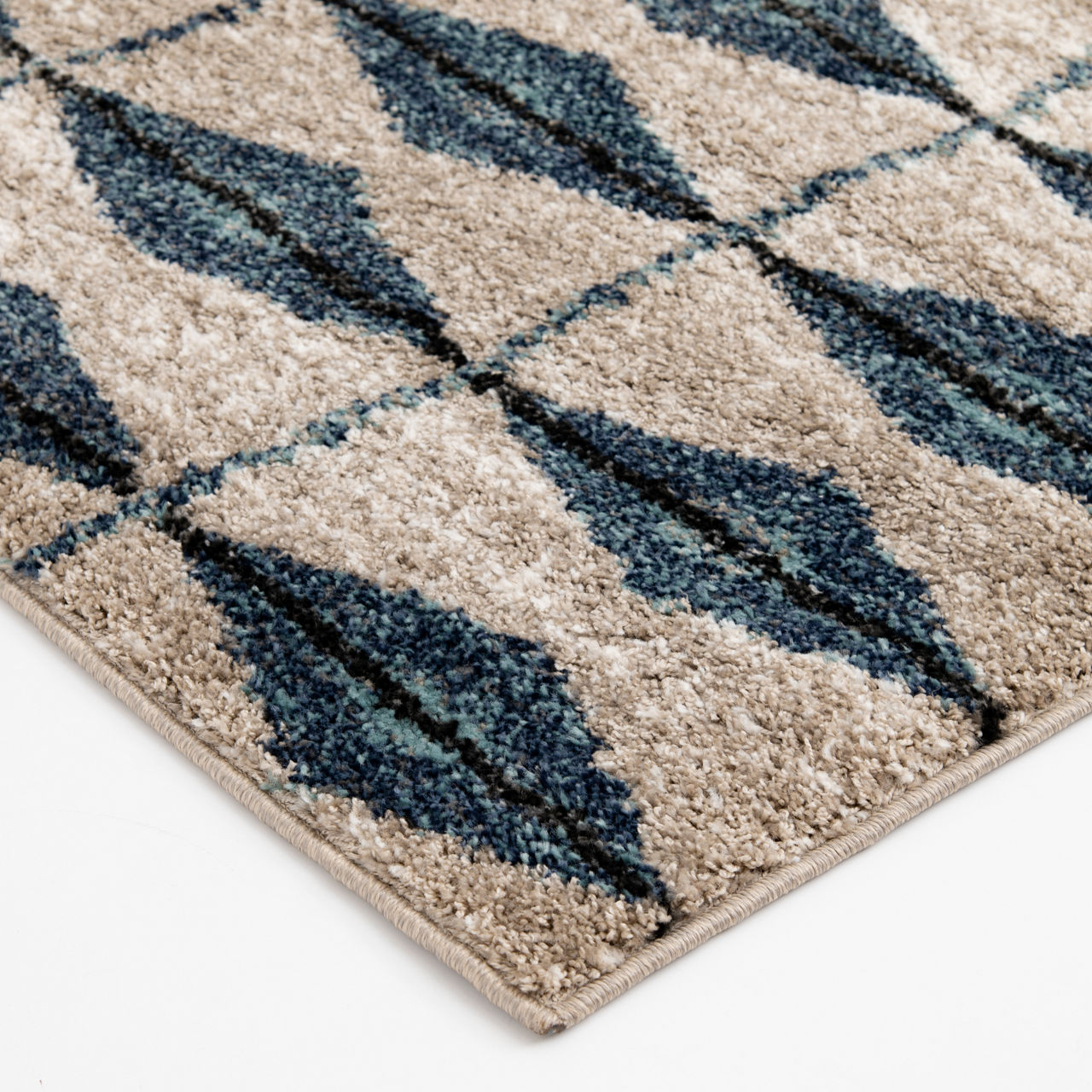 Kiara White Sand & Navy Diamond Pattern Area Rug, (8' x 10') | Big Lots