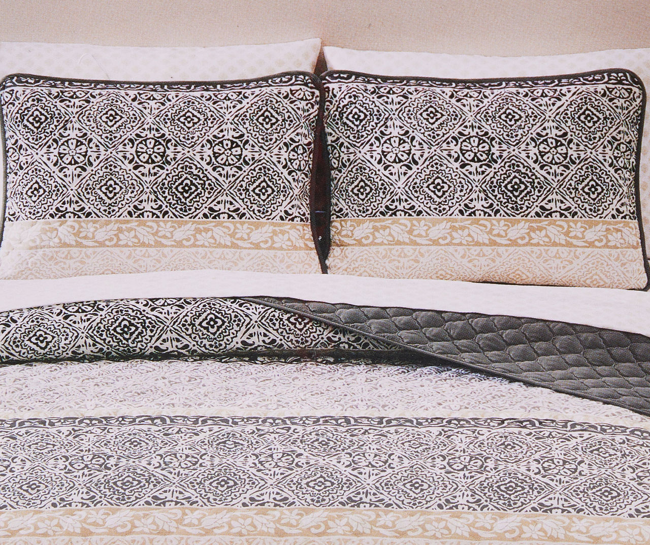 Springmaid Taupe & White Boho Tiles Queen 7-Piece Quilt Set | Big Lots