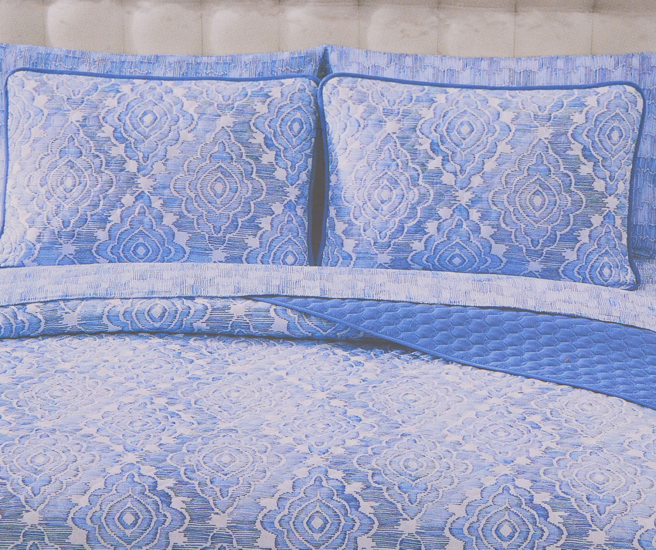 Springmaid Hera Blue & White Stripe Medallion King 7-Piece Quilt Set ...
