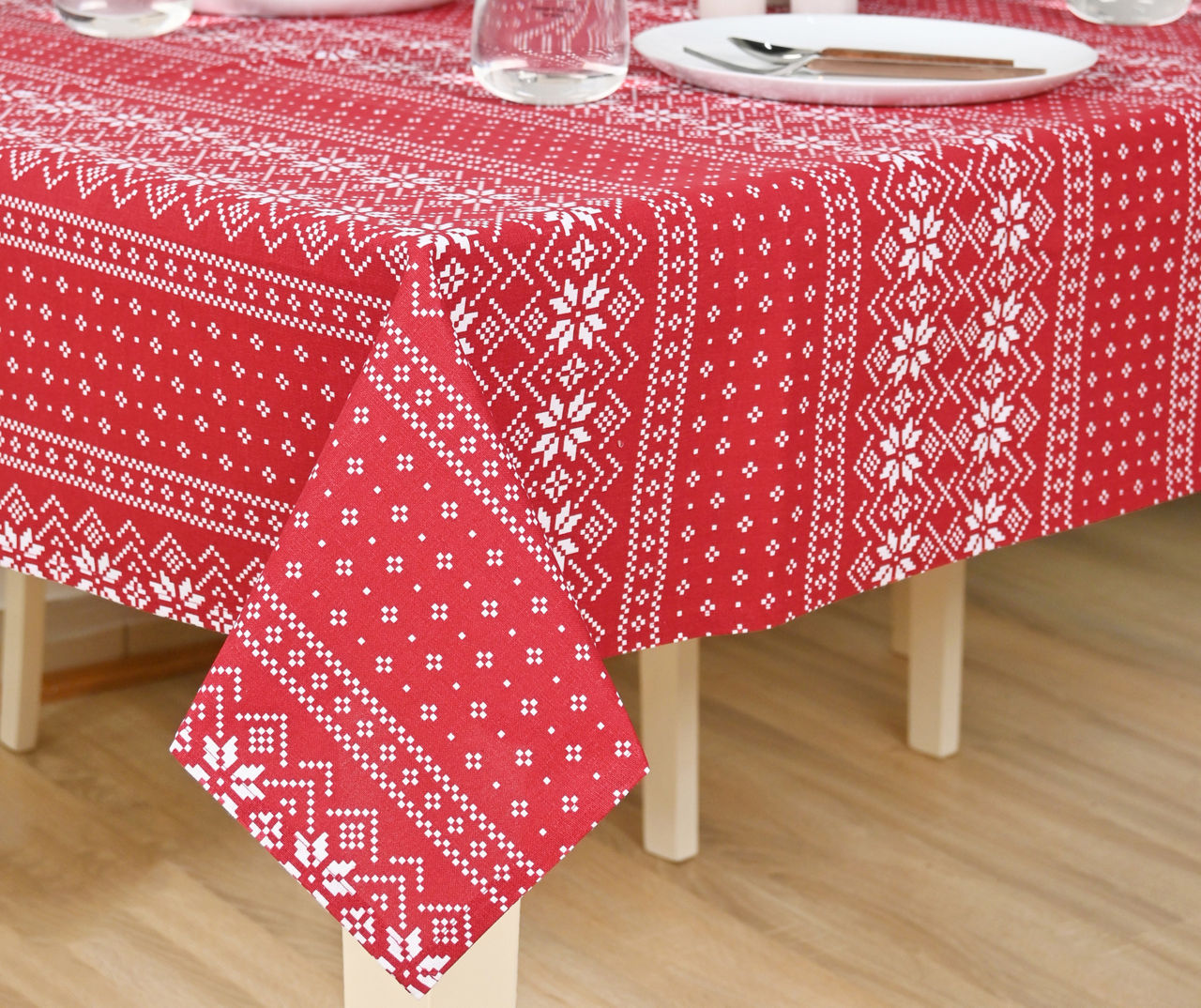 Santa's Workshop Red & White Fair Isle Fabric Tablecloth, (52" x 70 ...